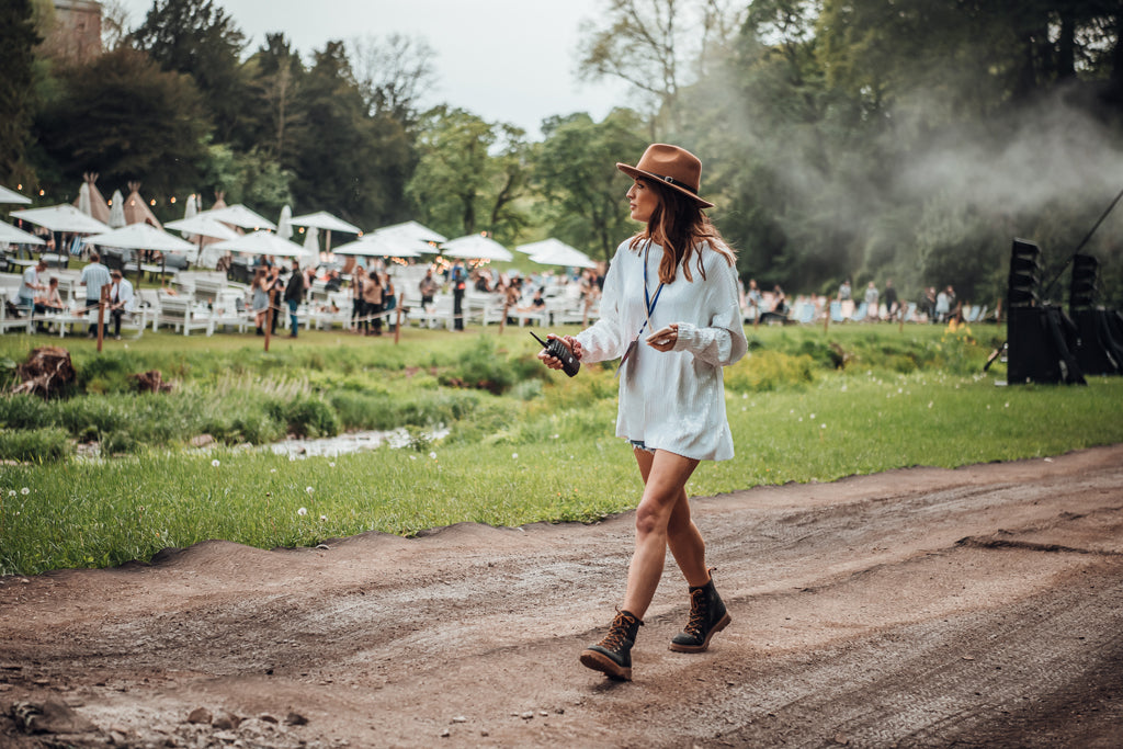 Robyn Isherwood – LANX